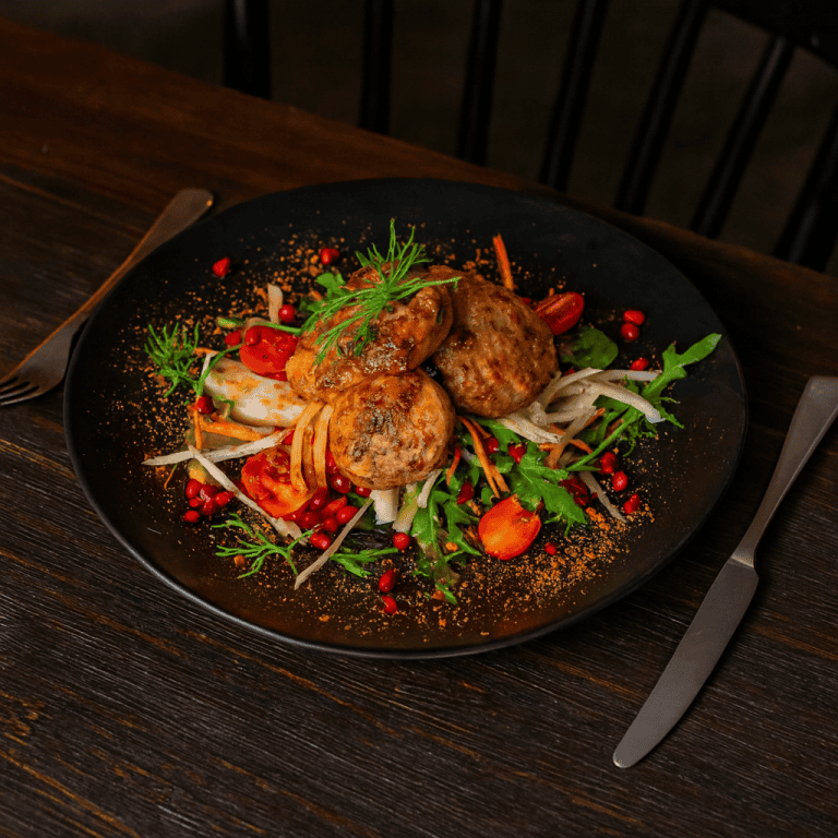 Autumn Recipes: Smoky Pork Fillet with a Crisp Mediterranean Salad ...